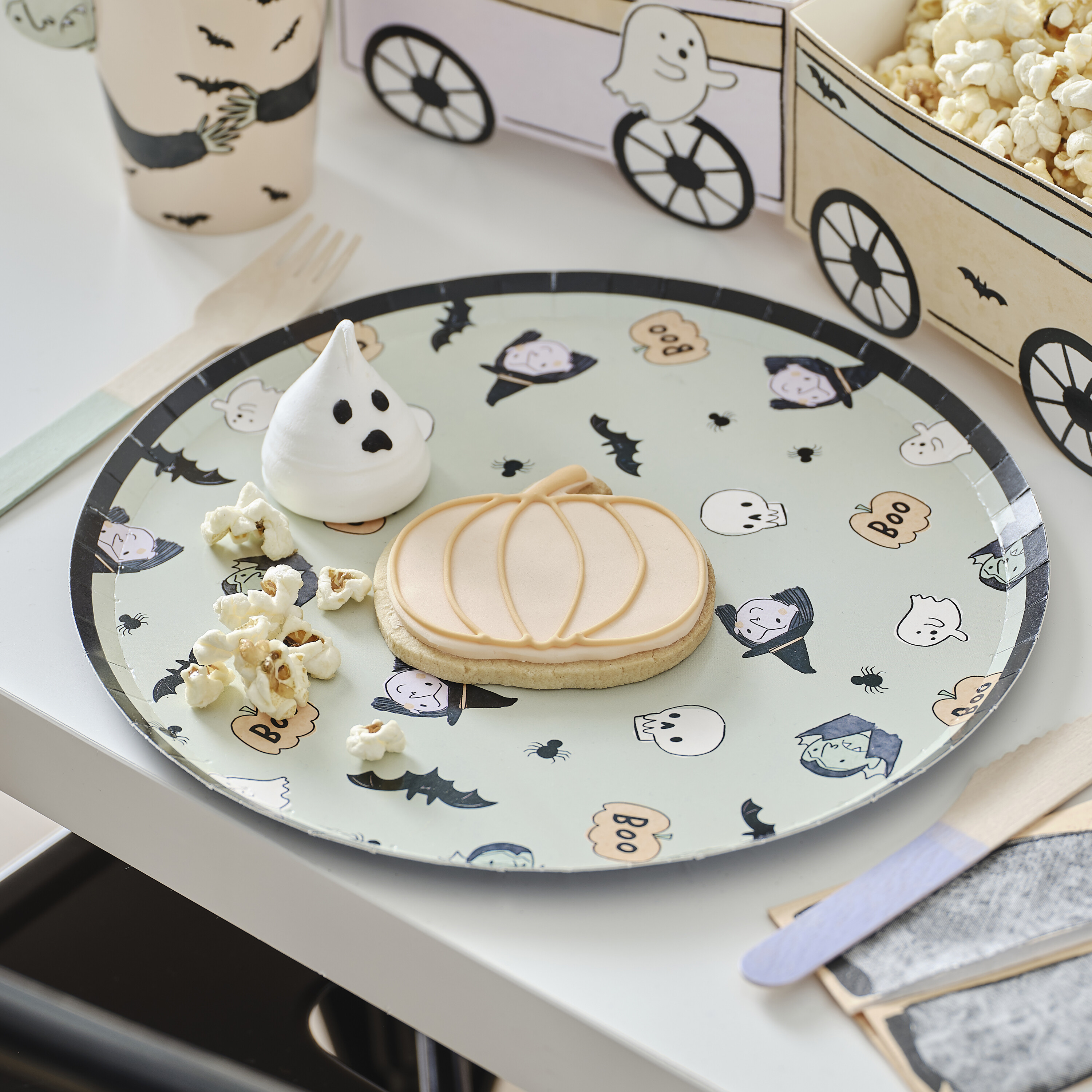 Vampire and Witch Halloween Party Plates Halloween Tableware | Ginger Ray