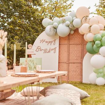 tacky hen do decorations